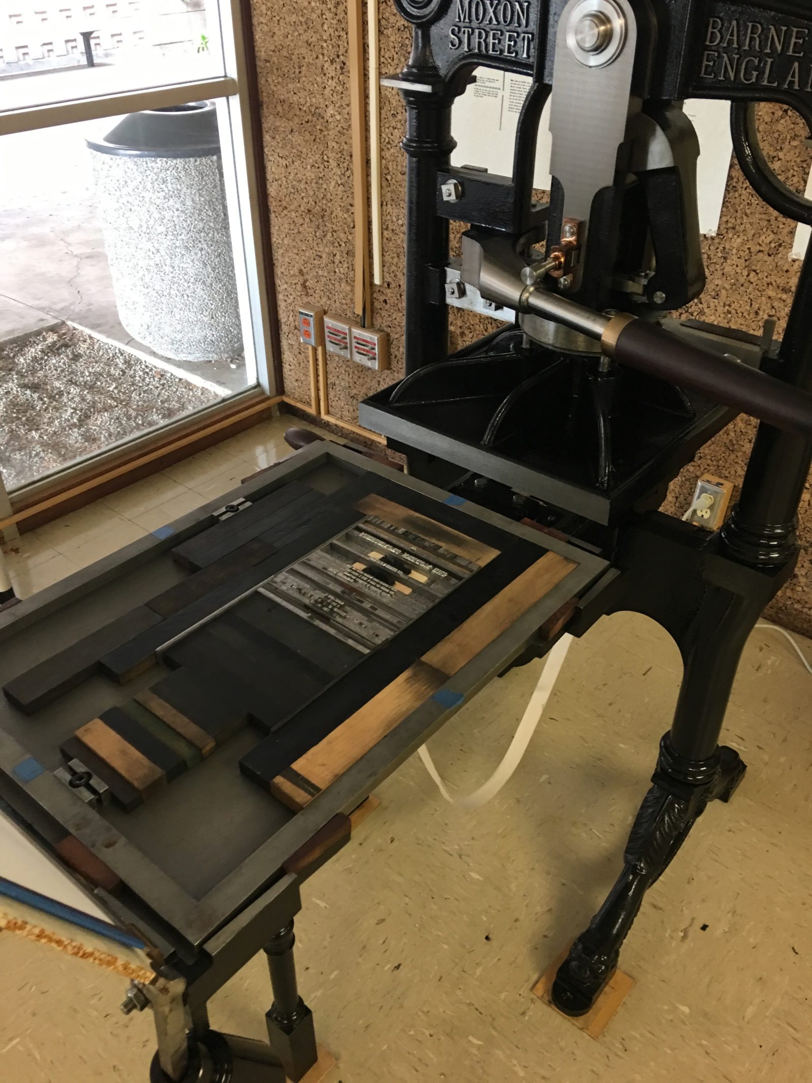 ARTECHNE - Technique in the Arts, 1500-1950 | Stitching Texts ...